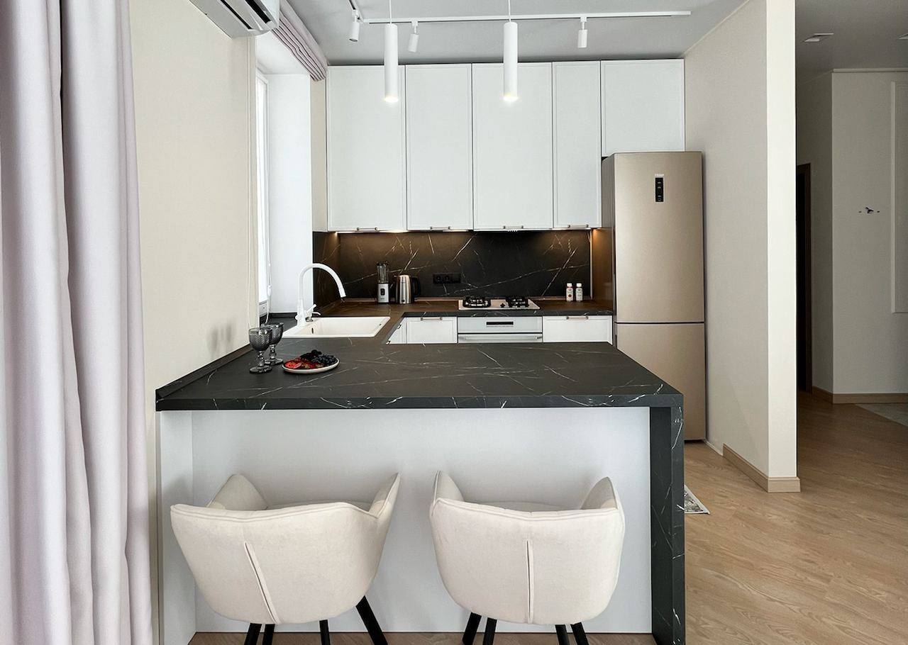 Spacious kitchen in loft design - VM Kitchens Dubai